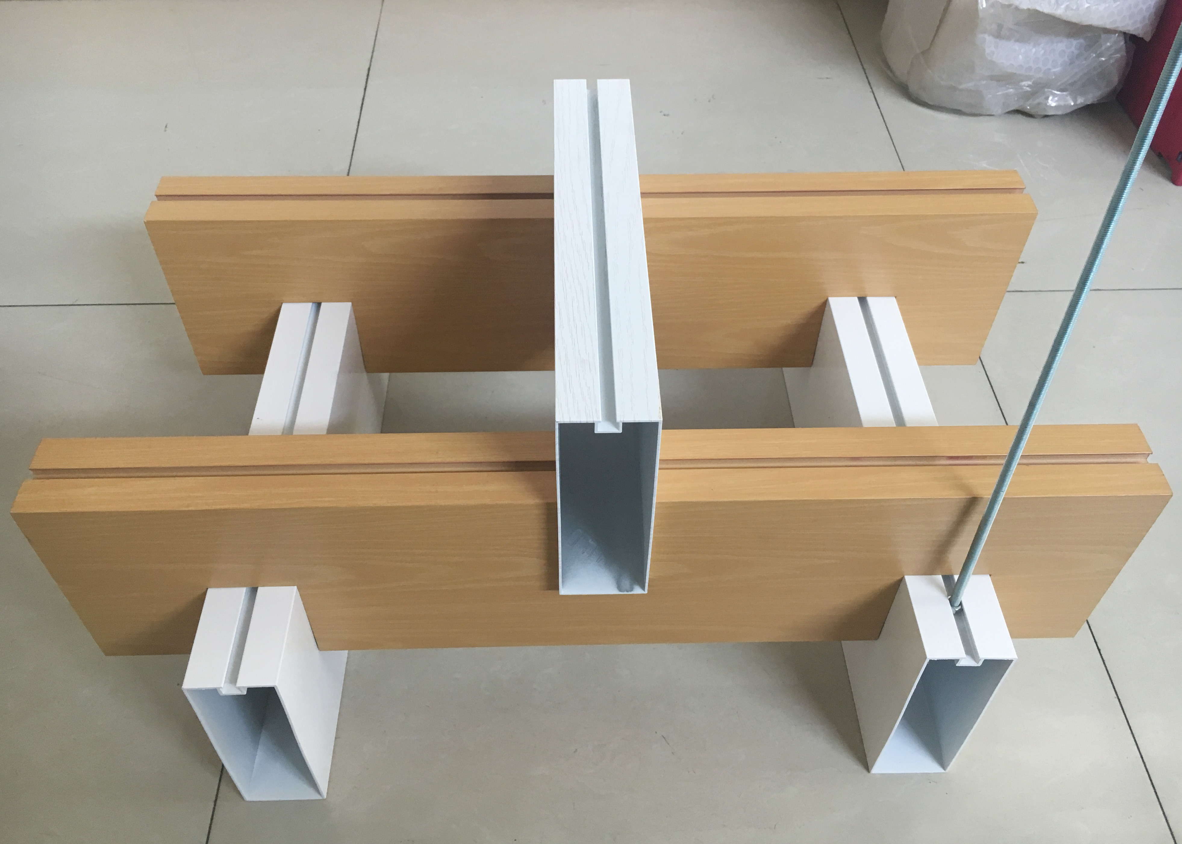 Wood Grain Color Aluminium Baffle Ceiling Metal Baffle Ceiling Linear ...