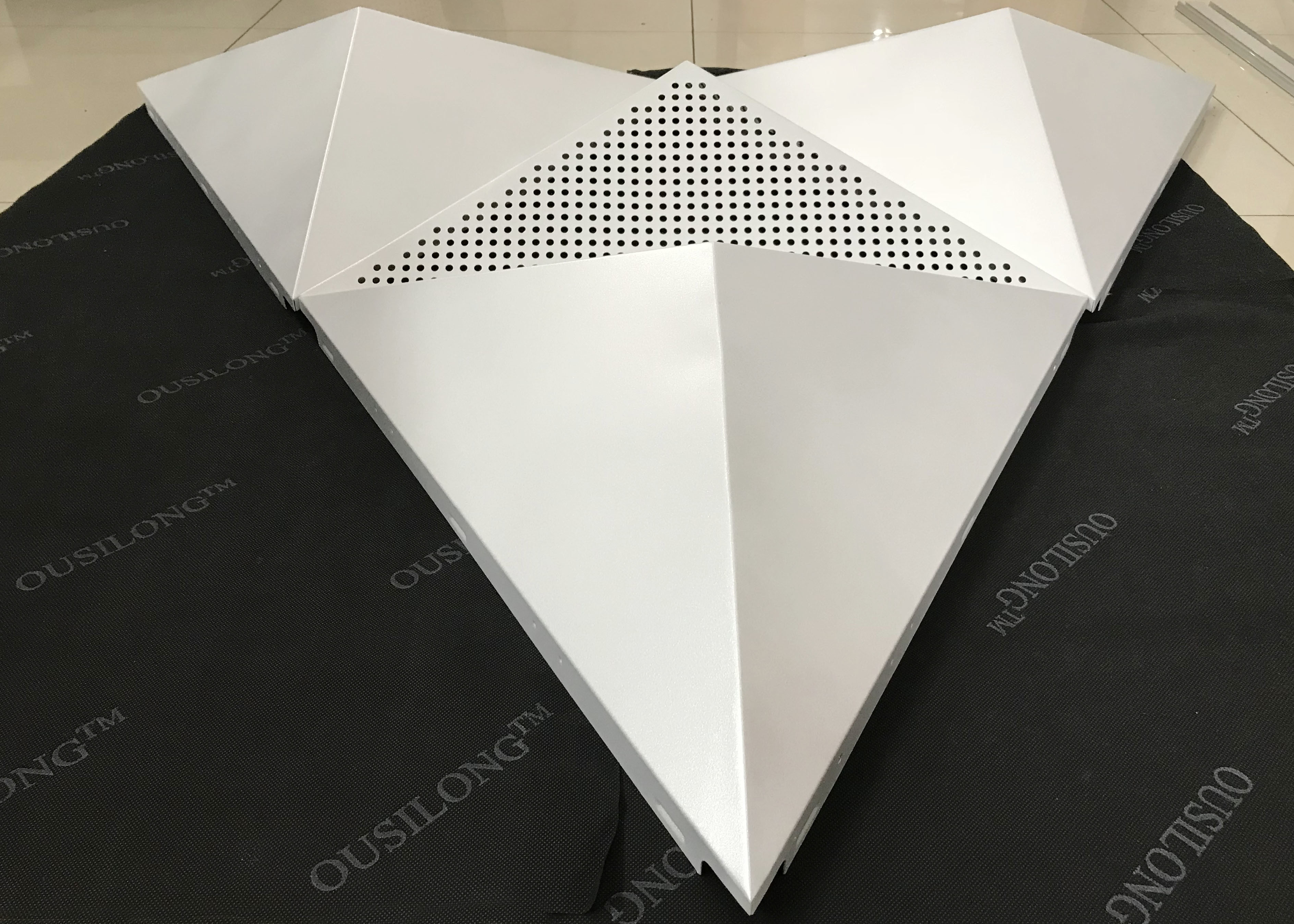 Perforated 3D Snap Clip in Ceiling System for Acoustic Sound Absorbing ...