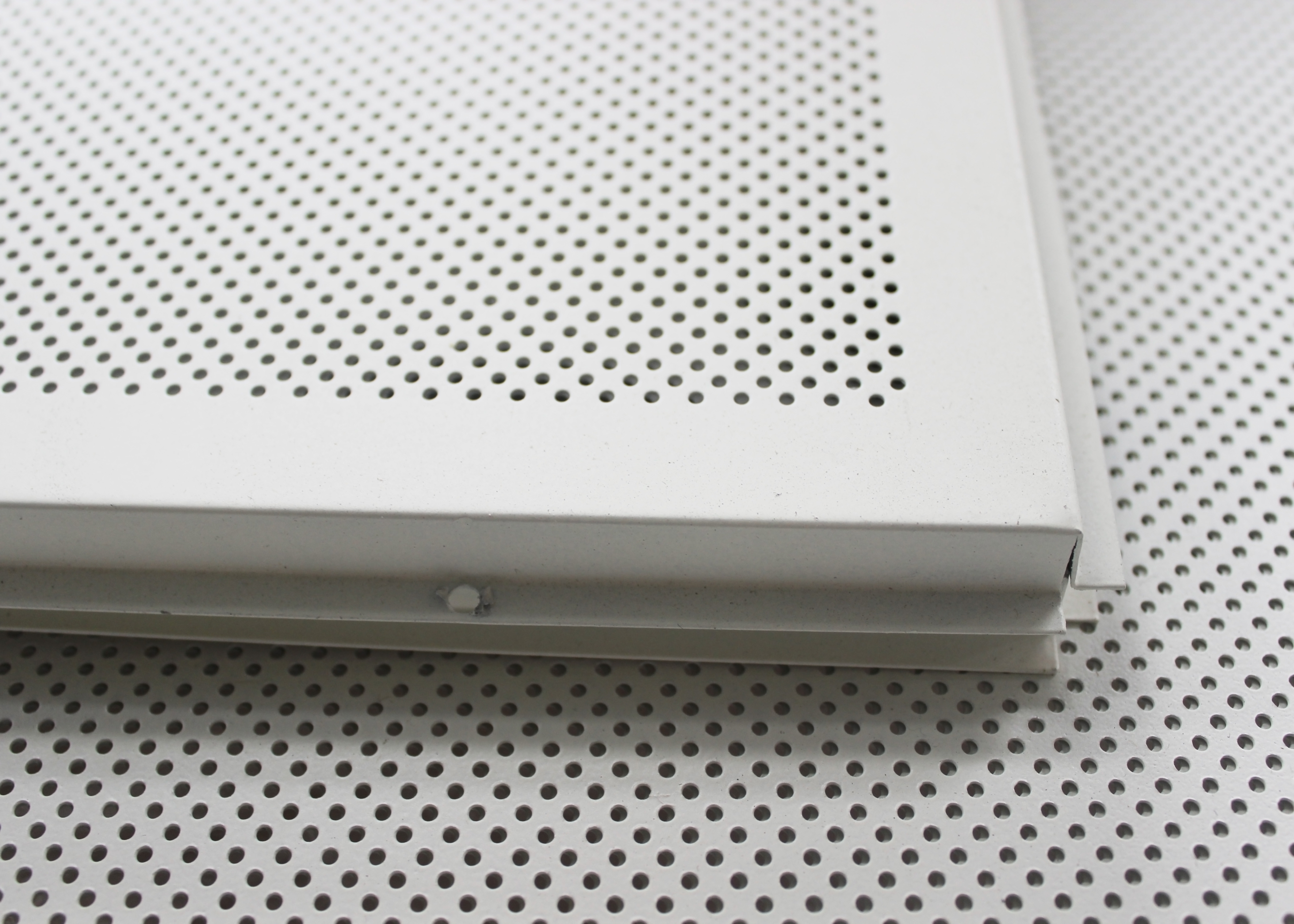 Aluminum Perforated Lay In Ceiling Tiles sheet , Floating 600 x 600 ...